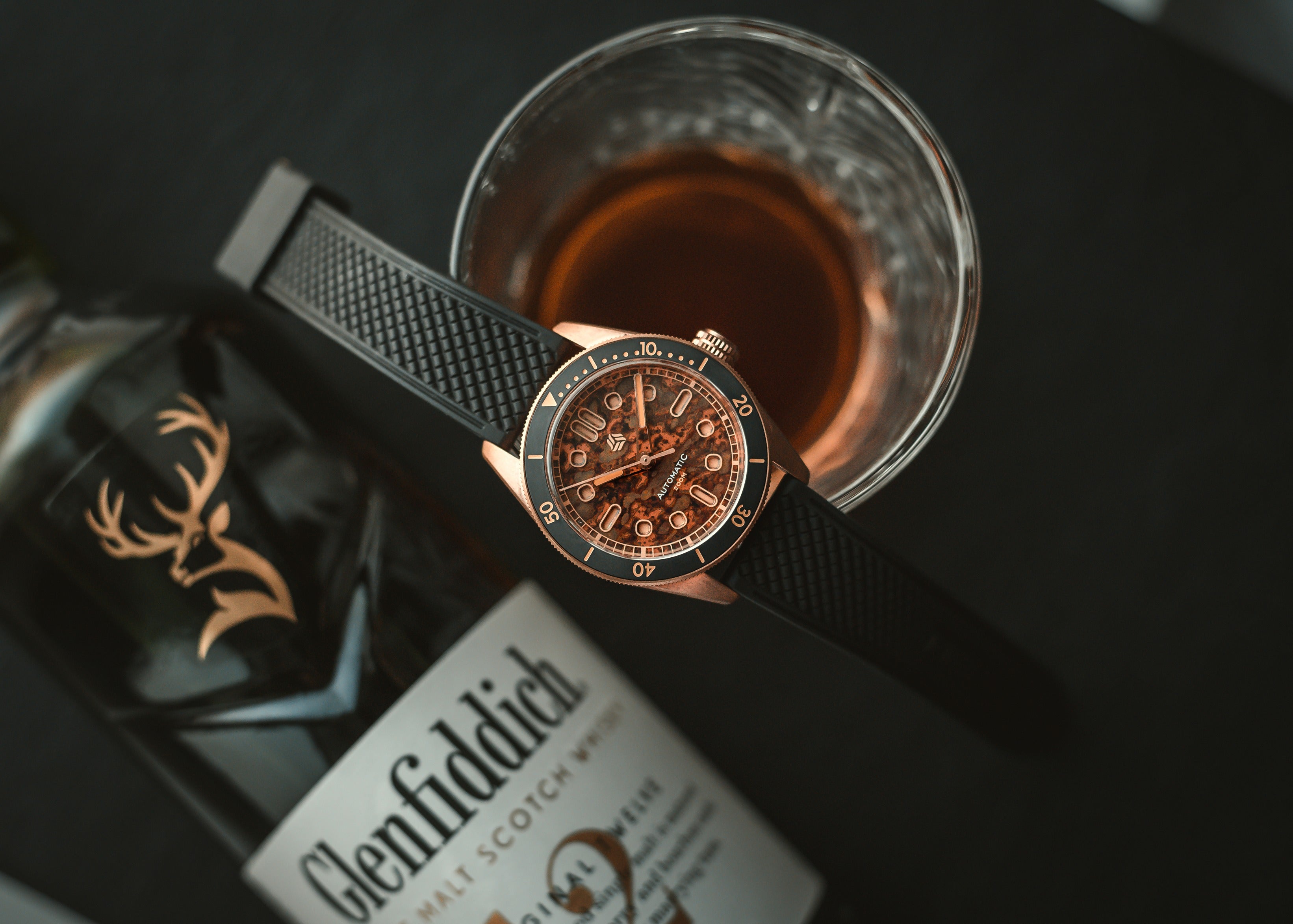 Salvage Bronze – Selten Watch Company